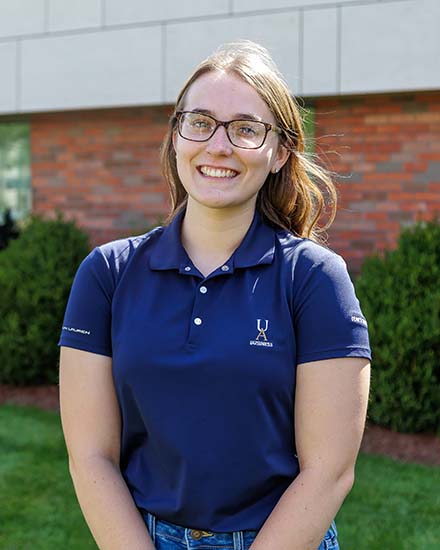 Dean's Team : The University of Akron, Ohio