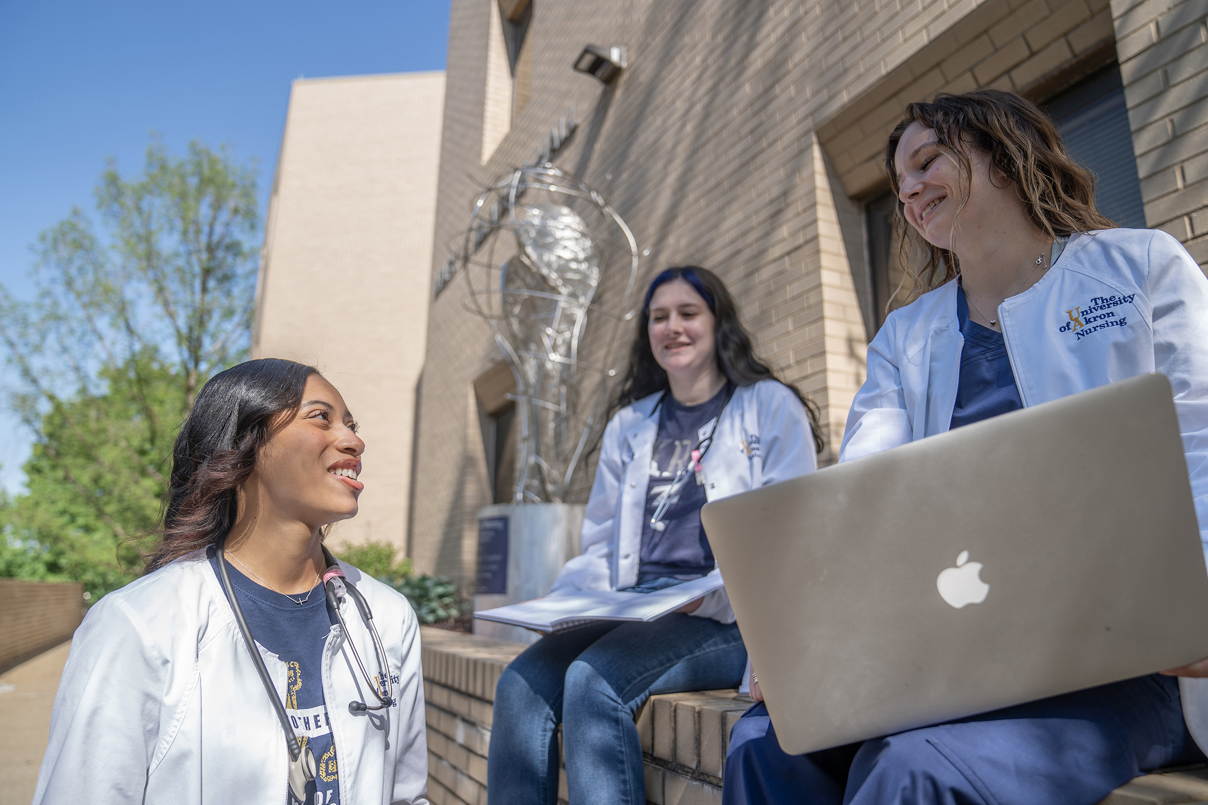 RN to BSN online : The University of Akron, Ohio