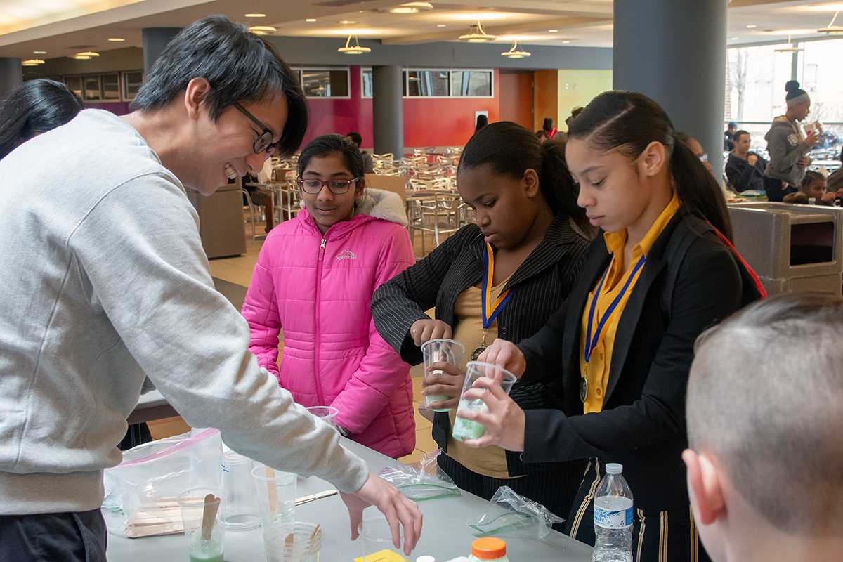 Polymer College hosts Science Day at UA | The University Akron News | Ohio